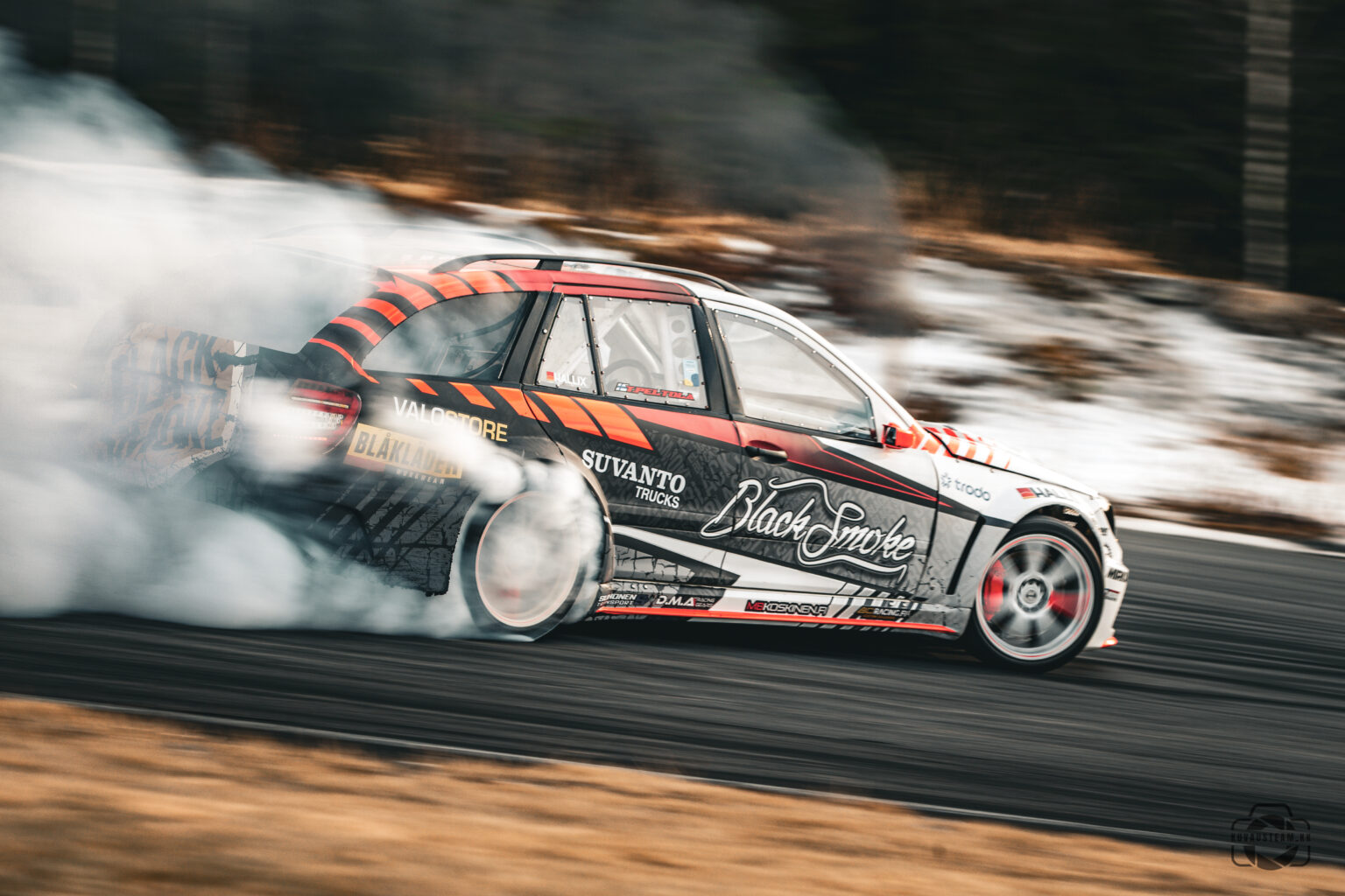 Mercedes-Benz 203.5 Black Smoke Edition - Black Smoke Ltd